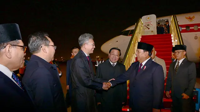 Tiba di Beijing, Prabowo Akan Bertemu Presiden Xi Jinping hingga PM Li Qiang Sabtu Besok - News ...