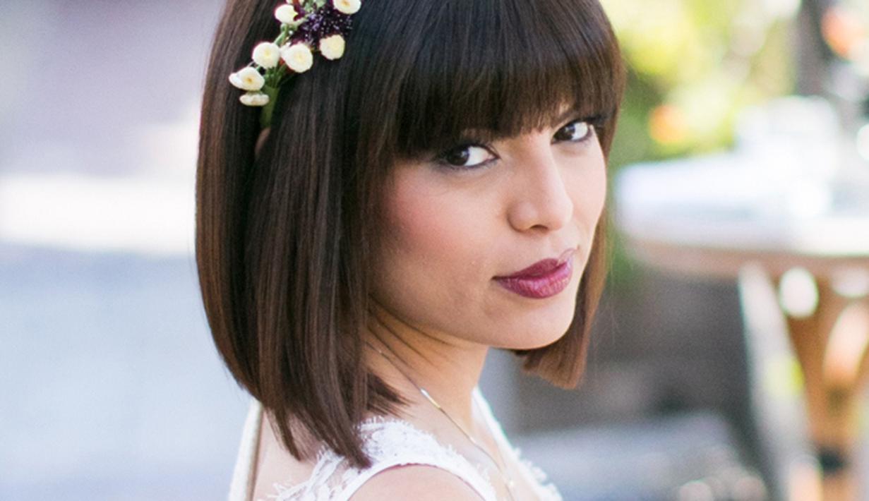 7 Inspirasi Hair Do Pernikahan Menggunakan Bunga Segar - Photo Fimela.com