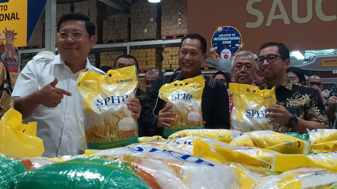 Harga Beras SPHP Ukuran 5Kg Naik Jadi Rp 54.500