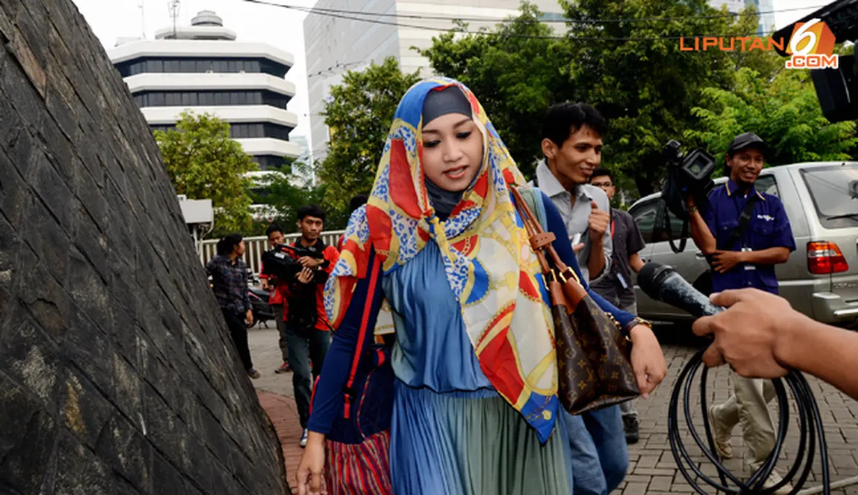 Sefti Sanustika Akur Sama Anak Tiri - Foto Liputan6.com