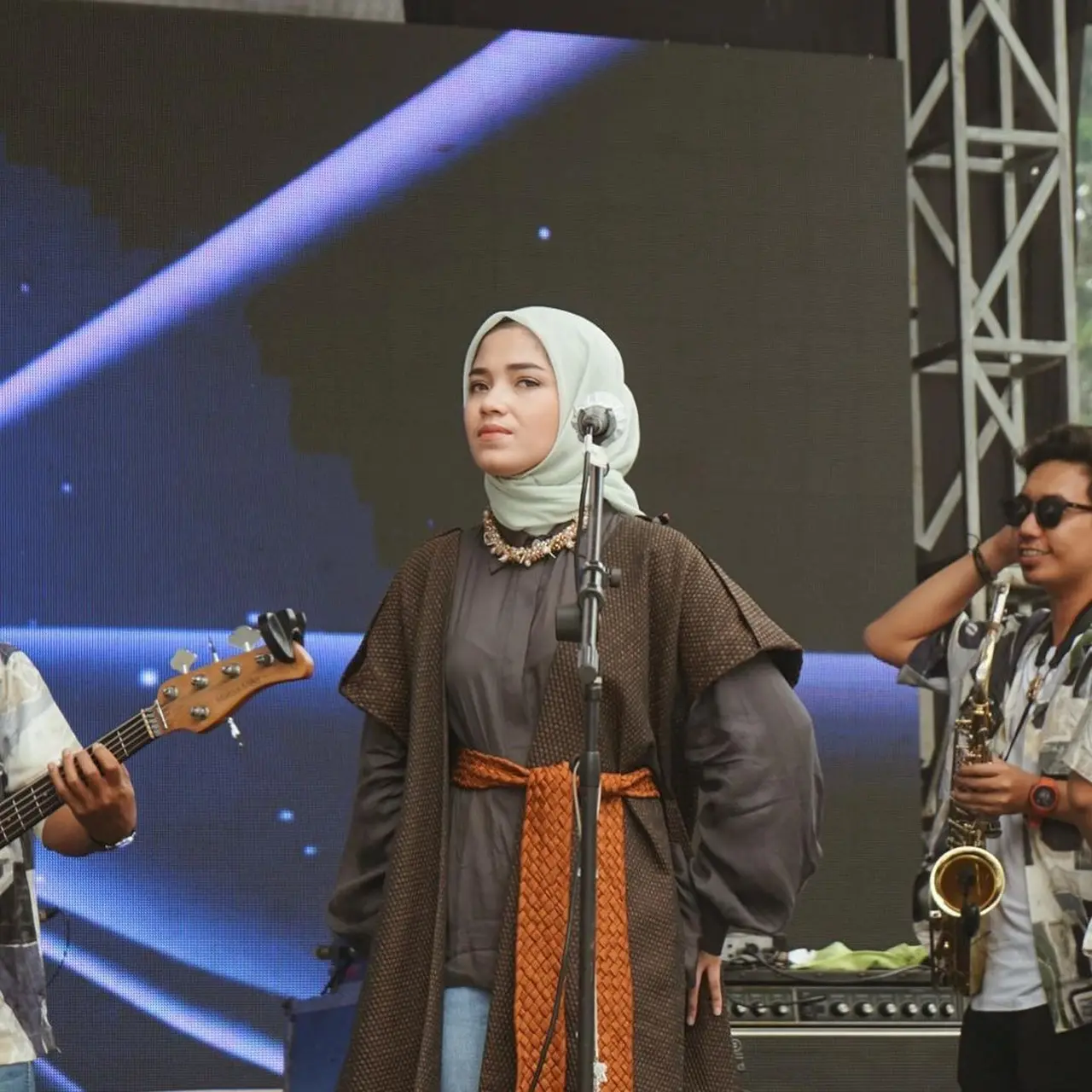 6 Potret Terbaru Rahmi Idola Cilik Rilis Single Baru, Lama Tak Terdengar Kabarnya - Hot Liputan6.com