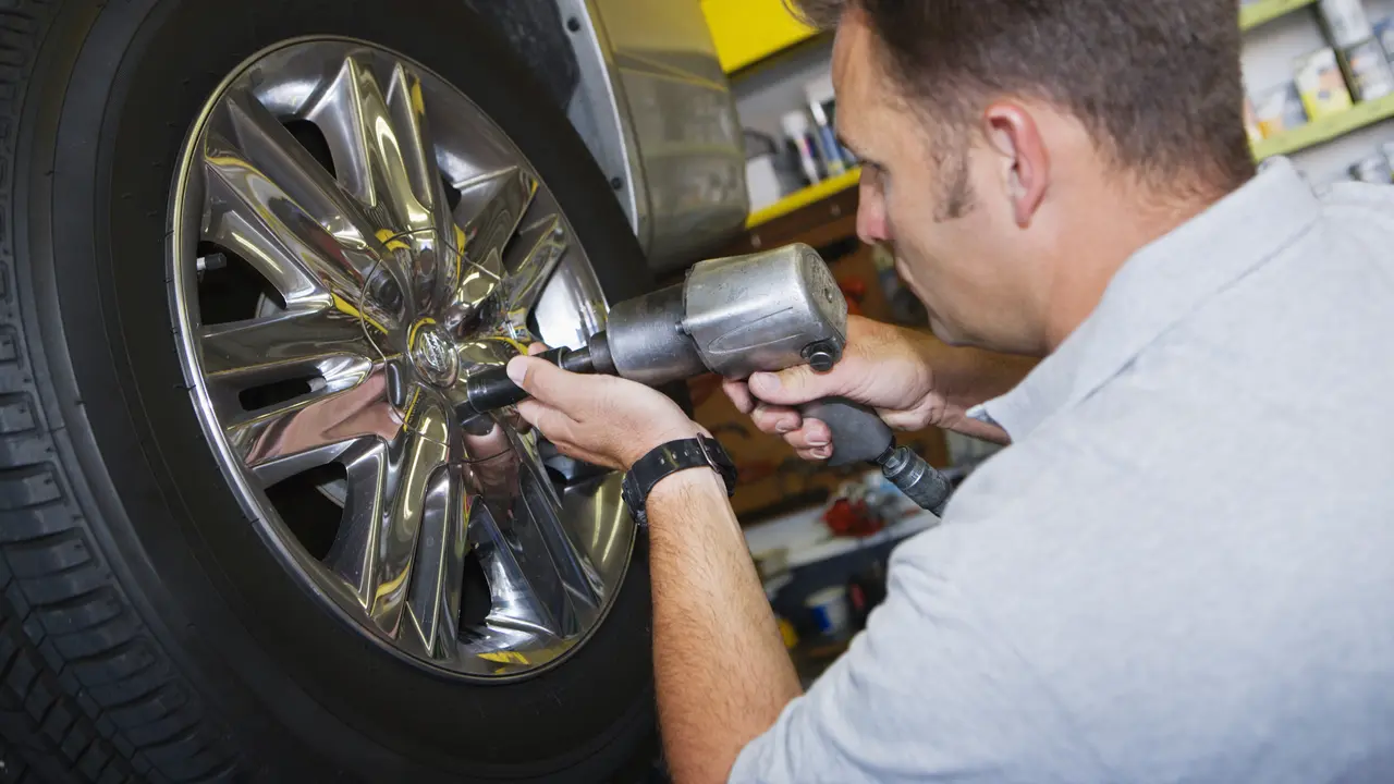 Pemeriksaan Wheel Alignment, Cara Jaga Kondisi Suspensi dan Ban Mobil ...