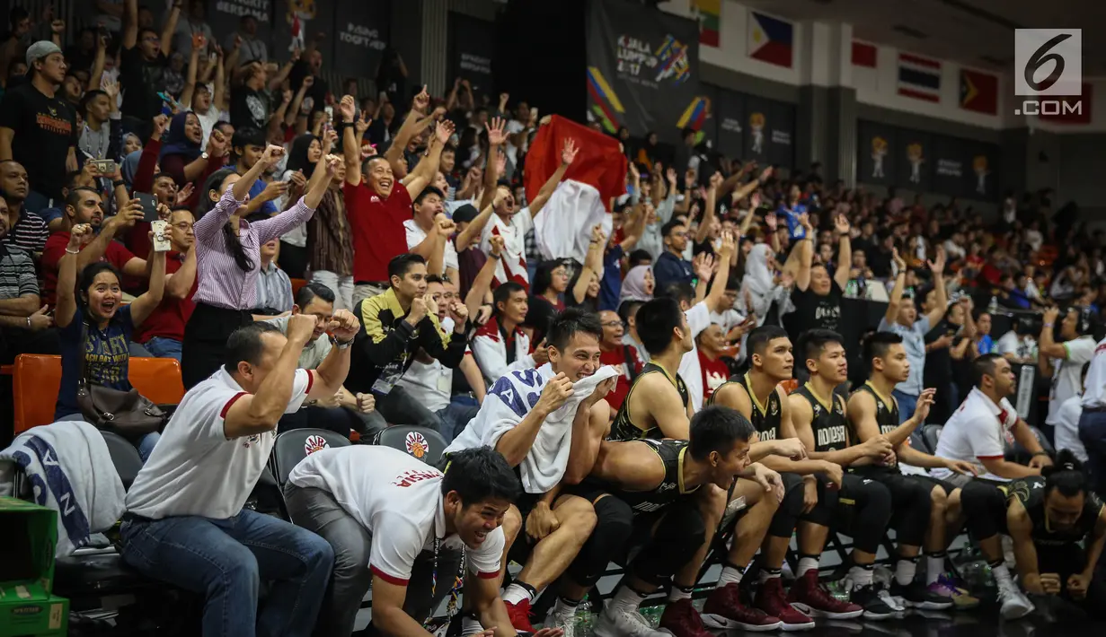 PHOTO: Sorak Kemenangan Timnas Basket Putra Indonesia Melaju ke Final ...
