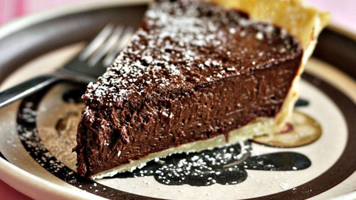 Resep Mudah Pie Cokelat untuk Temani Waktu Ngemil - Lifestyle Fimela.com