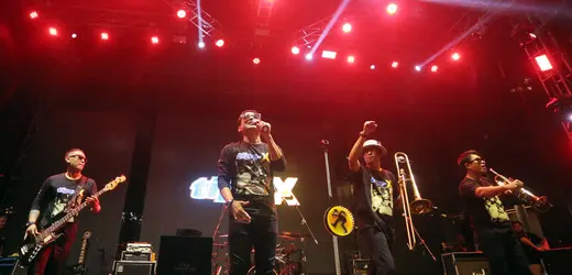 Rambut Pendek Rina Nose Disebut Netter Mirip Yuni Shara - Entertainment ...