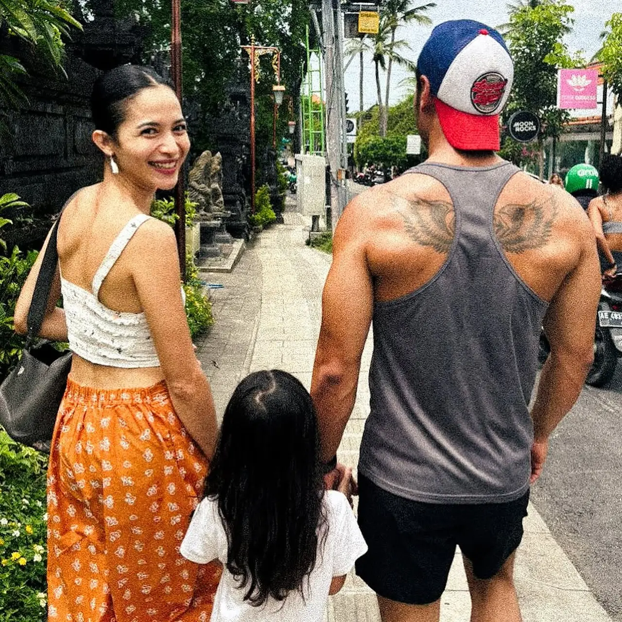 6 Potret Keluarga Kecil Chicco Jerikho dan Putri Marino, Pernikahannya ...
