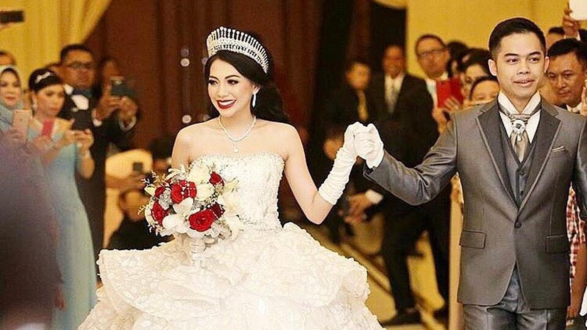 ﻿Sebulan Menikah, Kezia Karamoy Hamil Anak Pertama - ShowBiz Liputan6.com