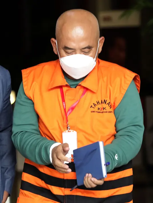 FOTO: Pemeriksaan Perdana Wali Kota Nonaktif Bekasi Rahmat Effendi ...