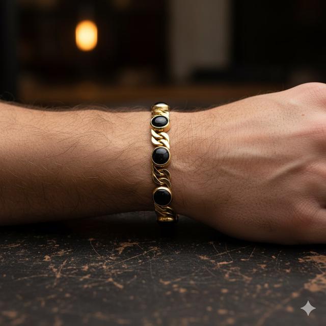 7 Rekomendasi Gelang Emas Pria Model Figaro Kombinasi Batu Onyx, Tampil ...