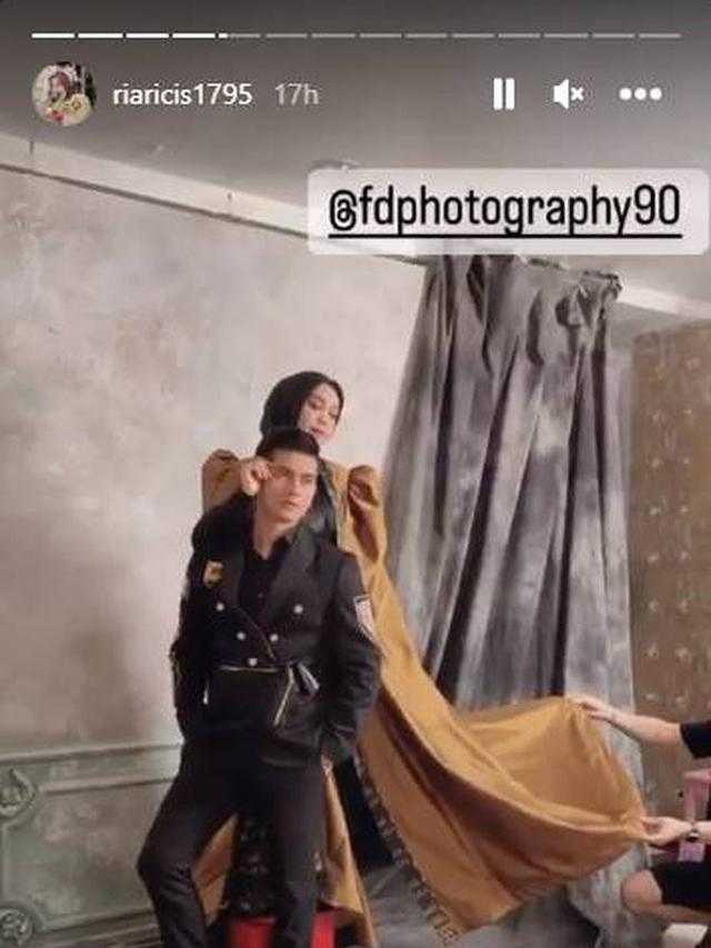 6 Pemotretan Terbaru Ria Ricis dan Teuku Ryan, Bak Ratu dan Raja - Hot ...