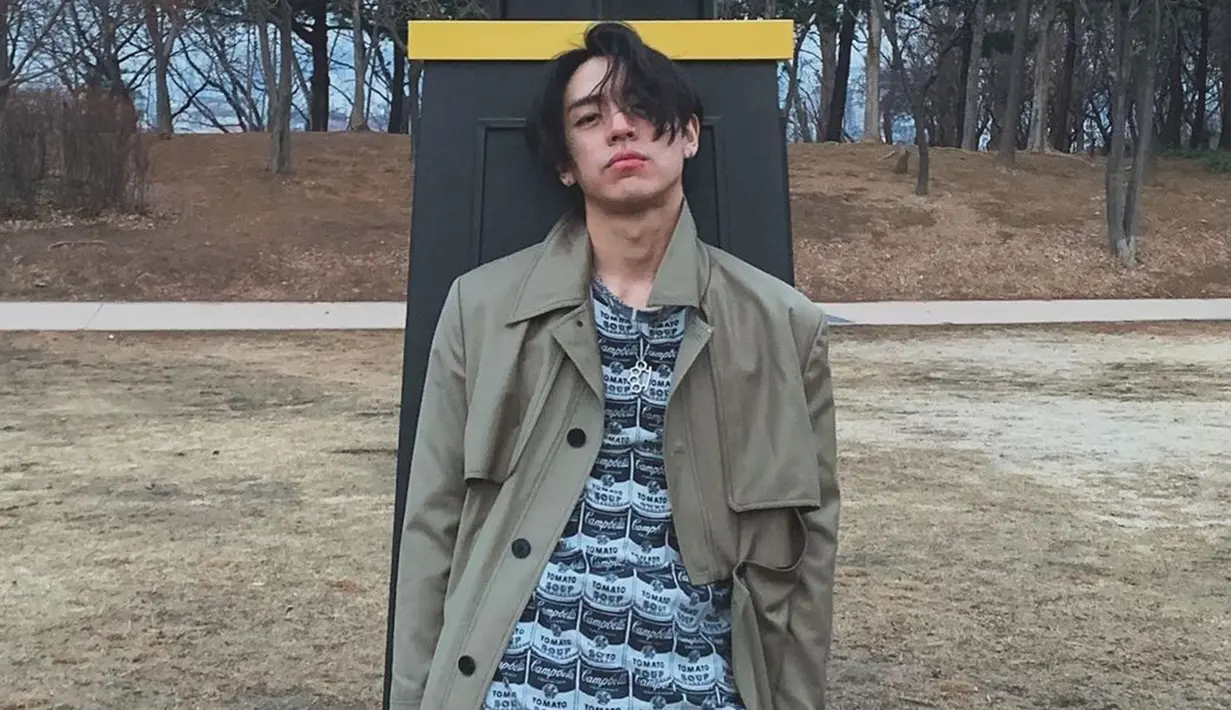 Pesona DPR Ian yang Disebut Mirip Komeng Muda, Curi Perhatian - Foto ...