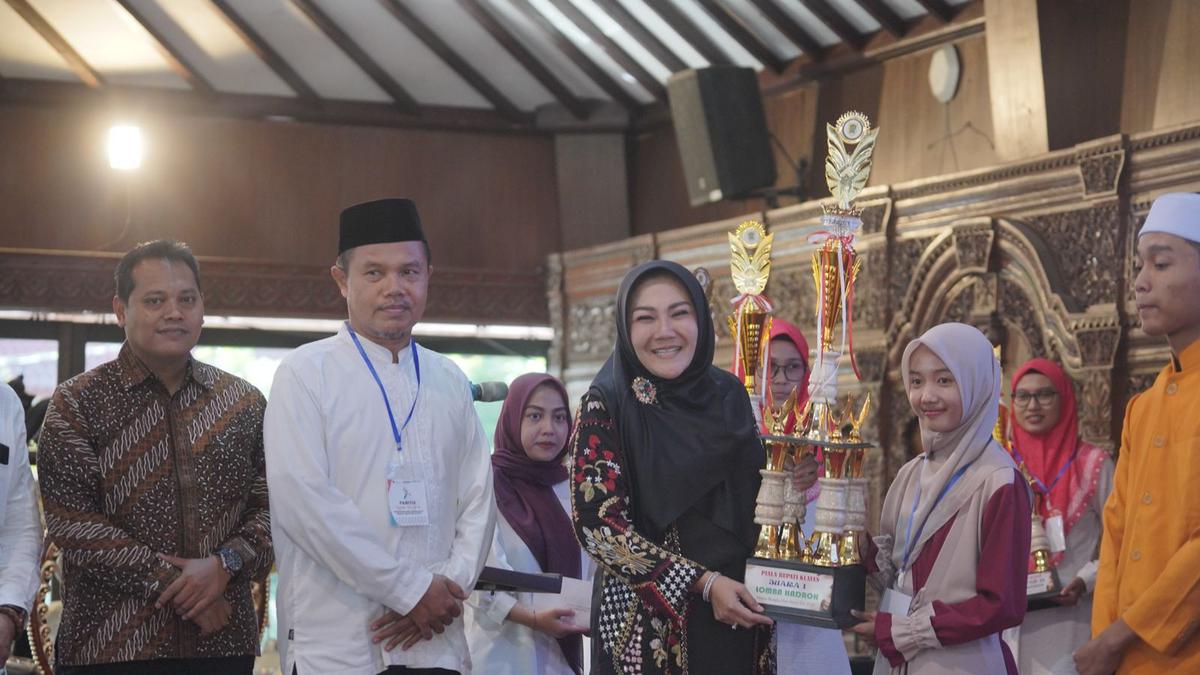 Peringati Hari Santri Nasional, Pemkab Klaten Gelar Lomba Hadroh untuk Mengembangkan Seni Islami ...