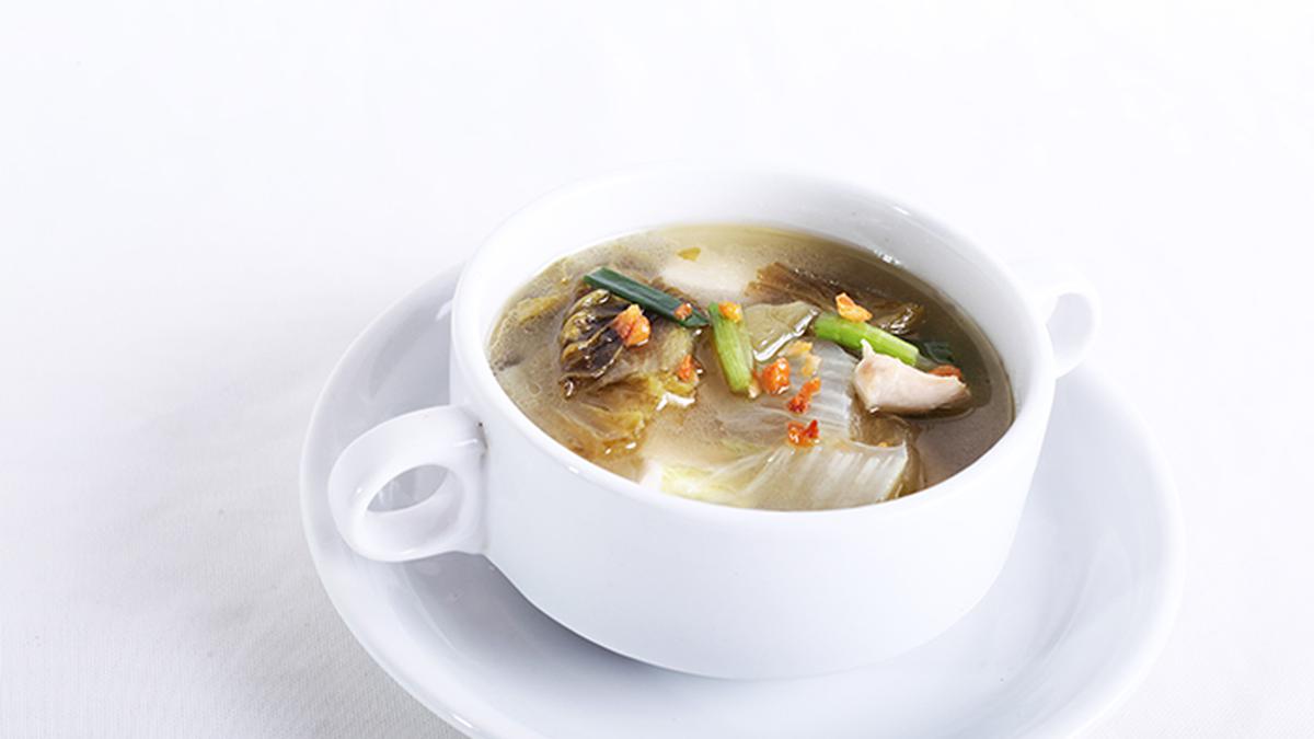 Resep Menu Sahur: Sup Sawi Putih Sosis Ayam, Gampang Dibuat