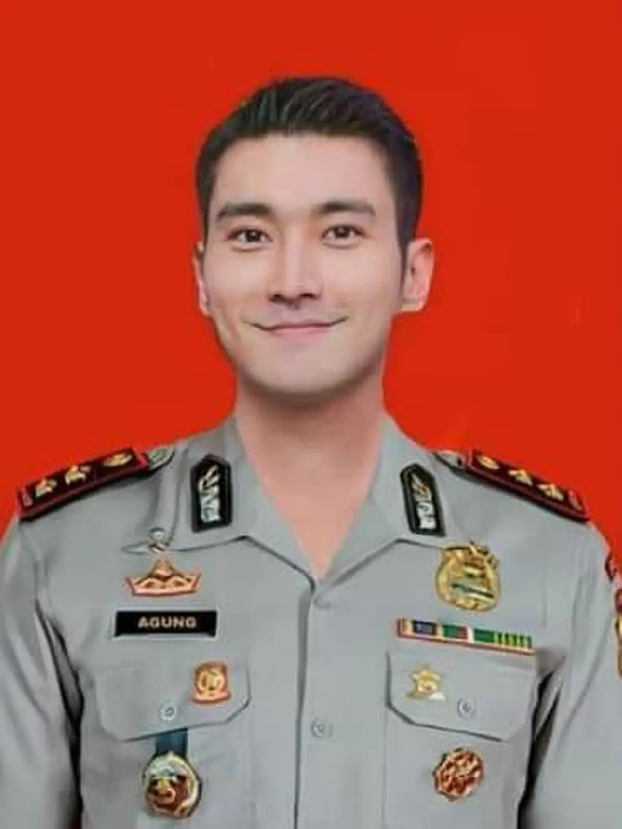 6 Editan Pasfoto Artis Jadi Polisi Ini Curi Perhatian, Makin Kelihatan ...