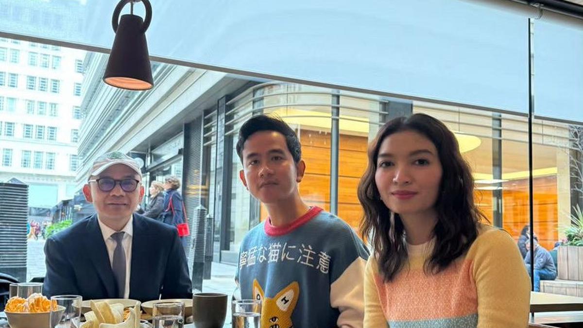 Gaya Selvi Ananda saat Berkunjung ke Inggris hingga Prancis Dibalut ...