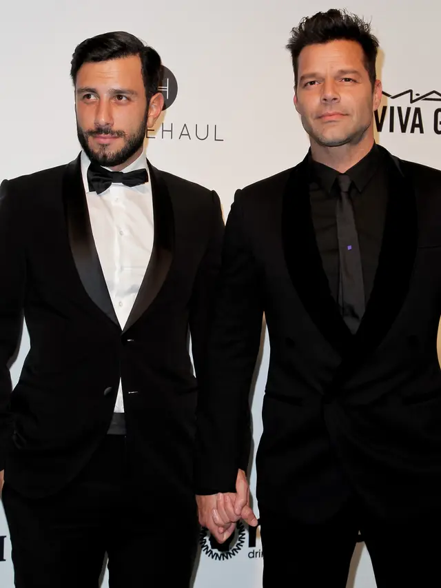 Ricky Martin Umumkan Kelahiran Anak Bungsunya lewat Unggahan Instagram ...