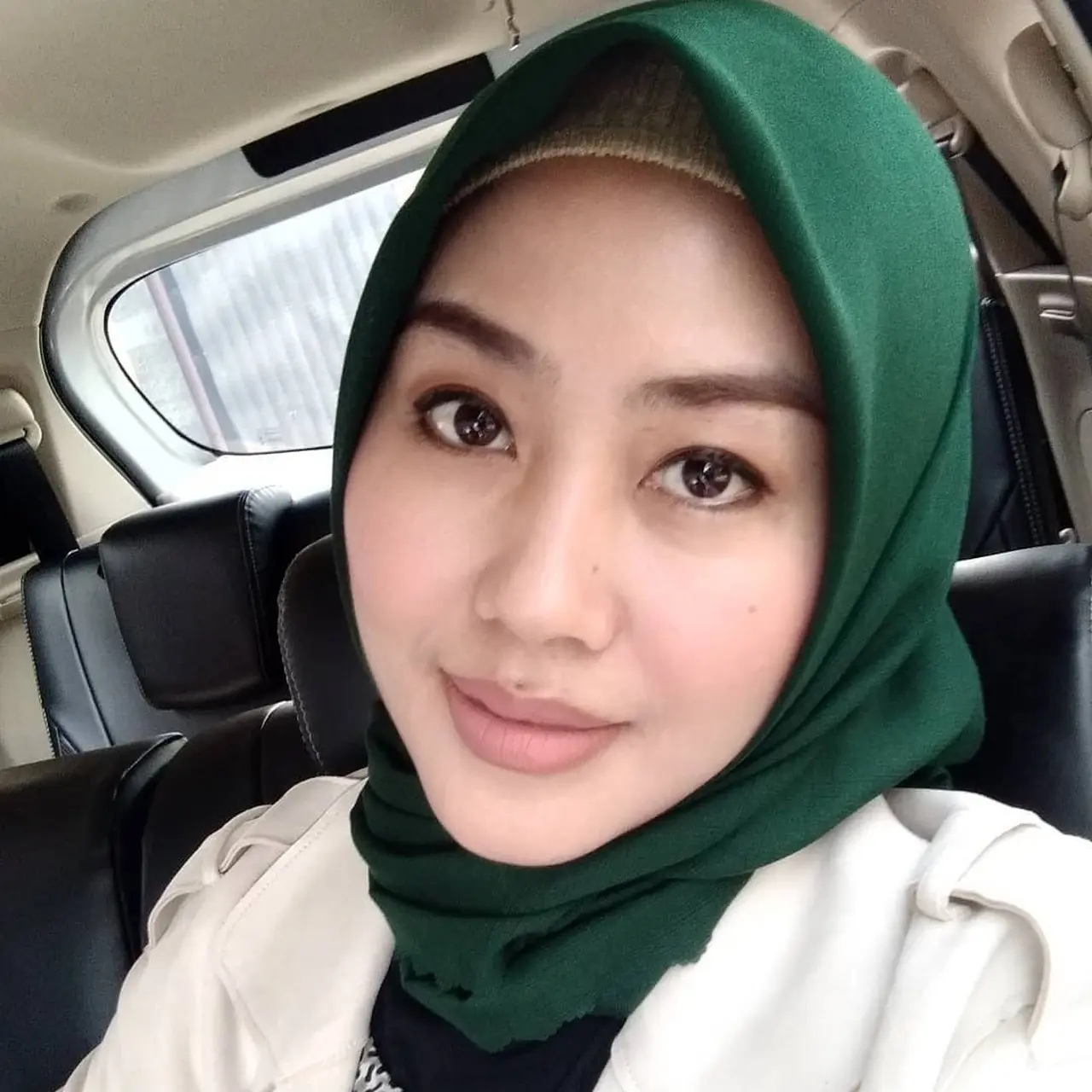 Profil Gita KDI yang Terekam Tampil Mesra dengan Dedi Mulyadi di Panggung - Lifestyle Liputan6.com