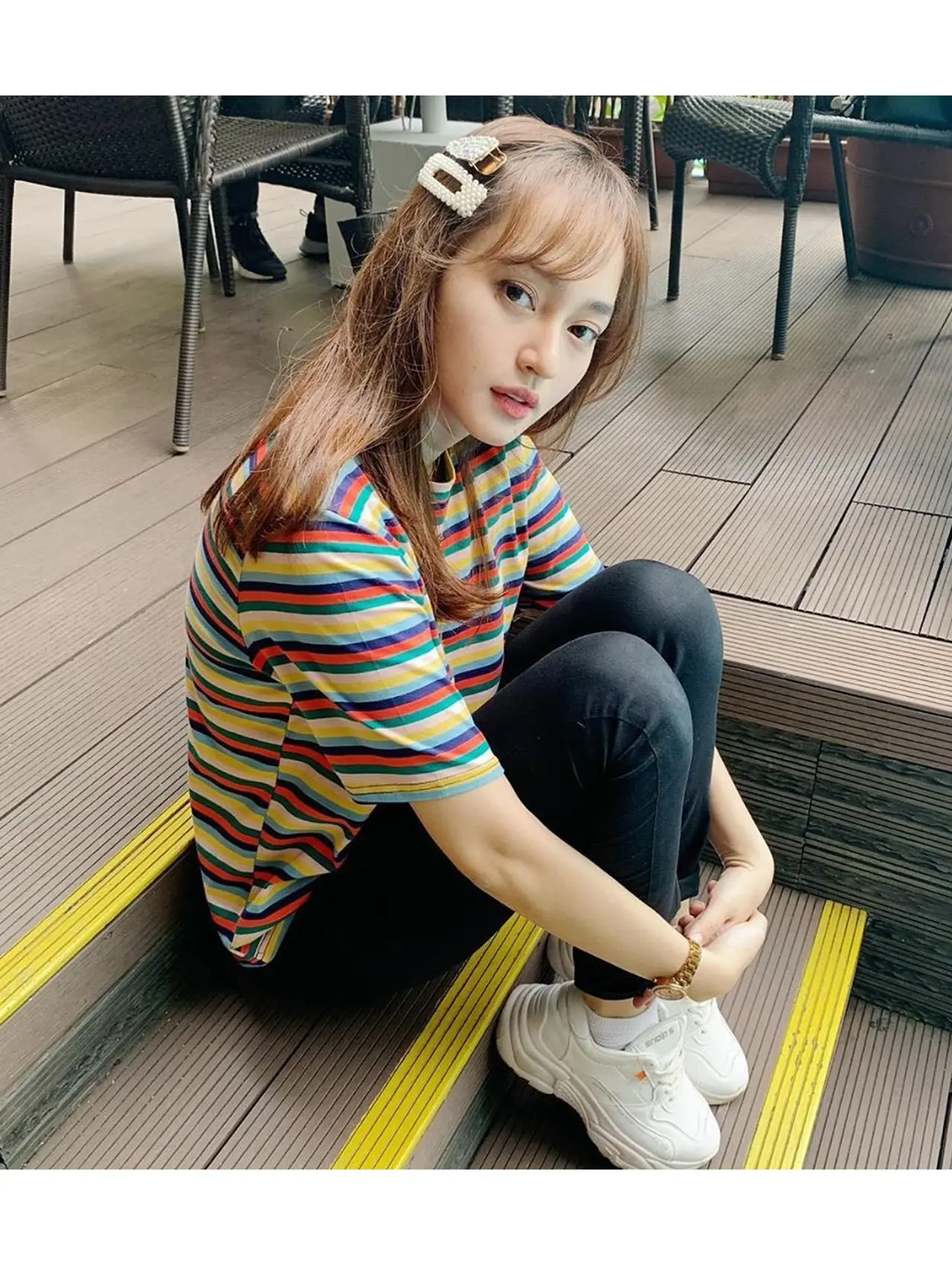 6 Pesona Indah Kusuma, Dokter Muda Cantik yang Terjun ke Dunia Musik ...