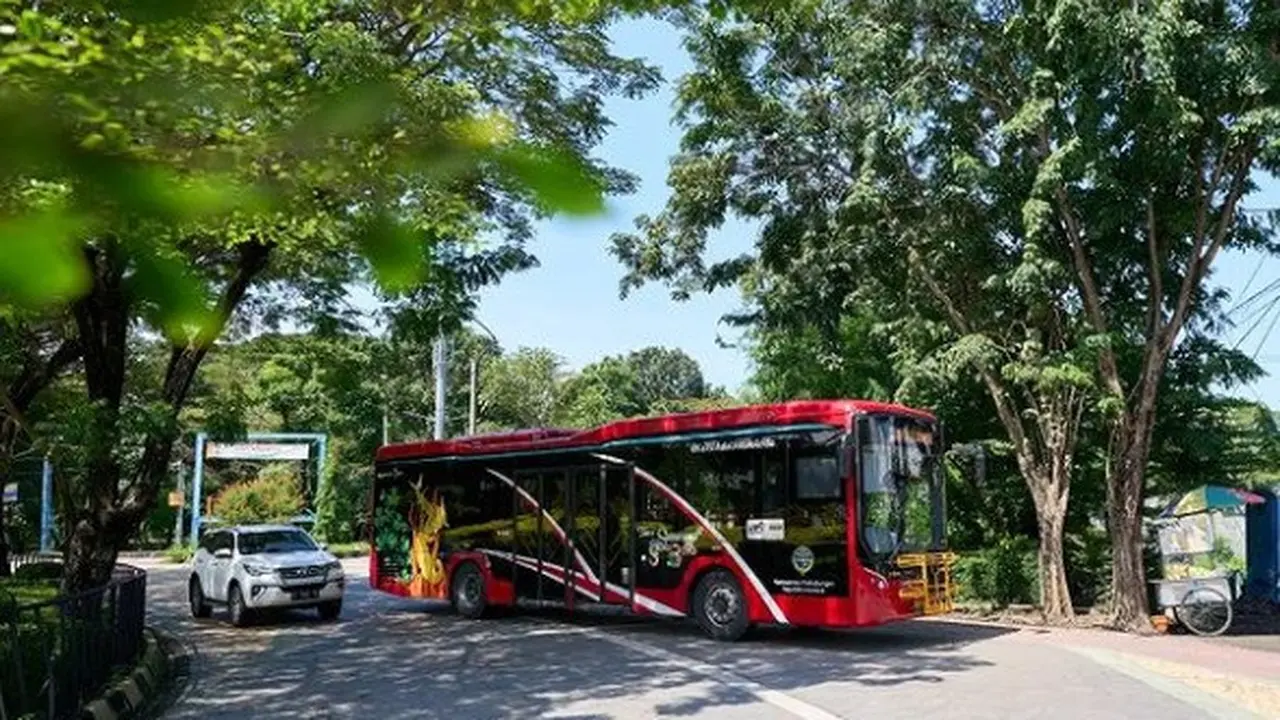 Daftar Transportasi Umum di Surabaya Lengkap dengan Rutenya - Regional ...