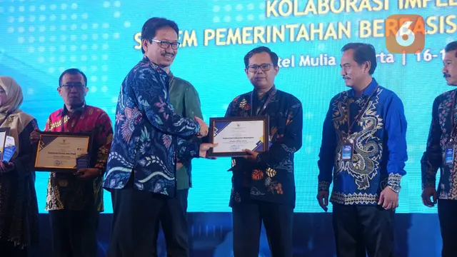 Bojonegoro Raih Predikat Terbaik Pemanfaatan Sistem Pemerintahan Berbasis Elektronik - Regional ...