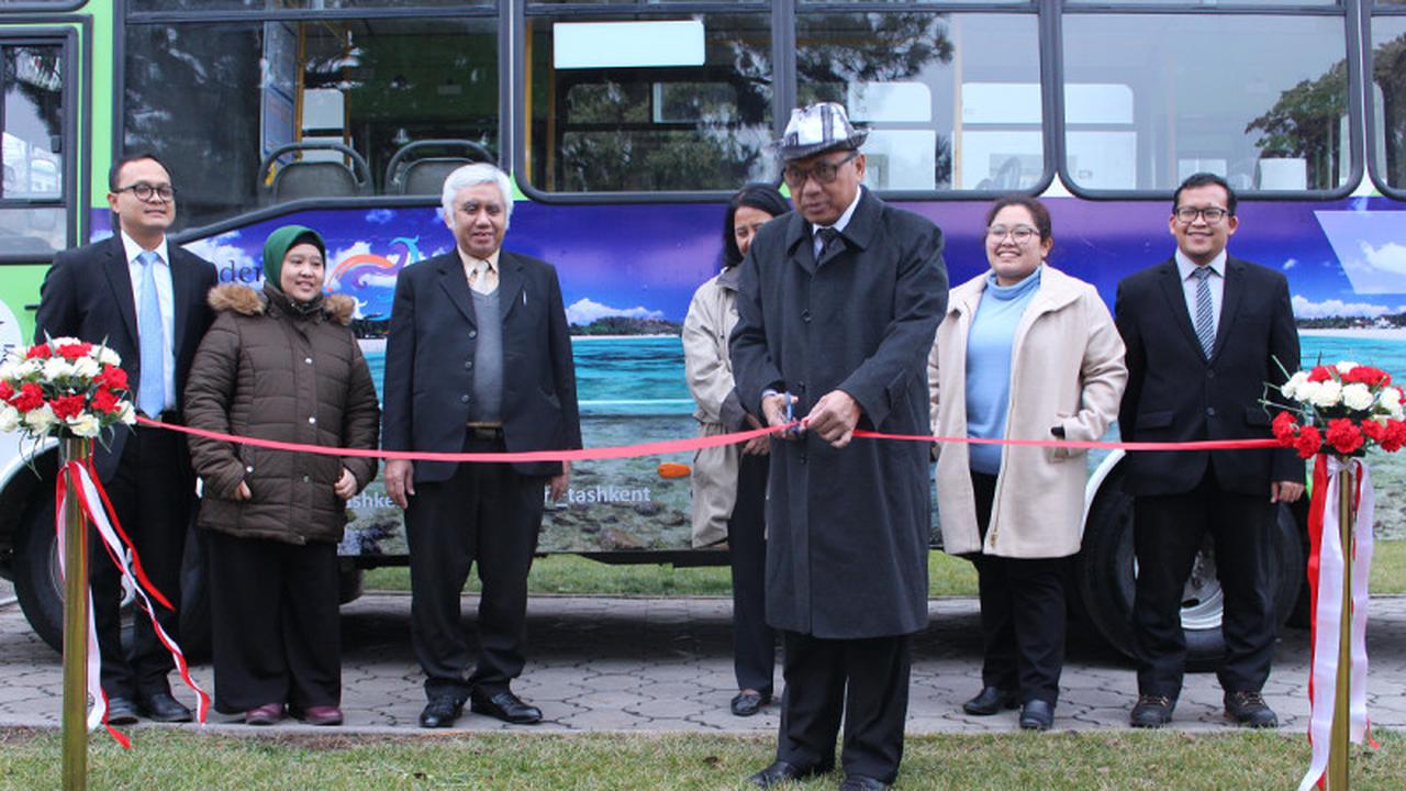 Sah, Bus Promosi Wonderful Indonesia Wara-Wiri di Uzbekistan