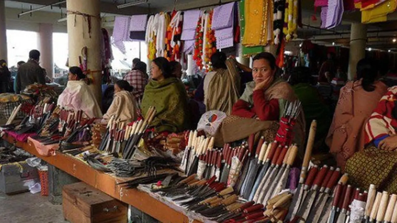 Pasar Unik, Ada 4 Ribu Pedagang di Sini Tapi...