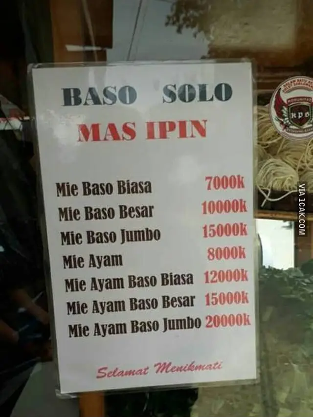 6 Tulisan Nyeleneh di Penjual Mi Ayam Ini Bikin Geleng Kepala - Hot Liputan6.com