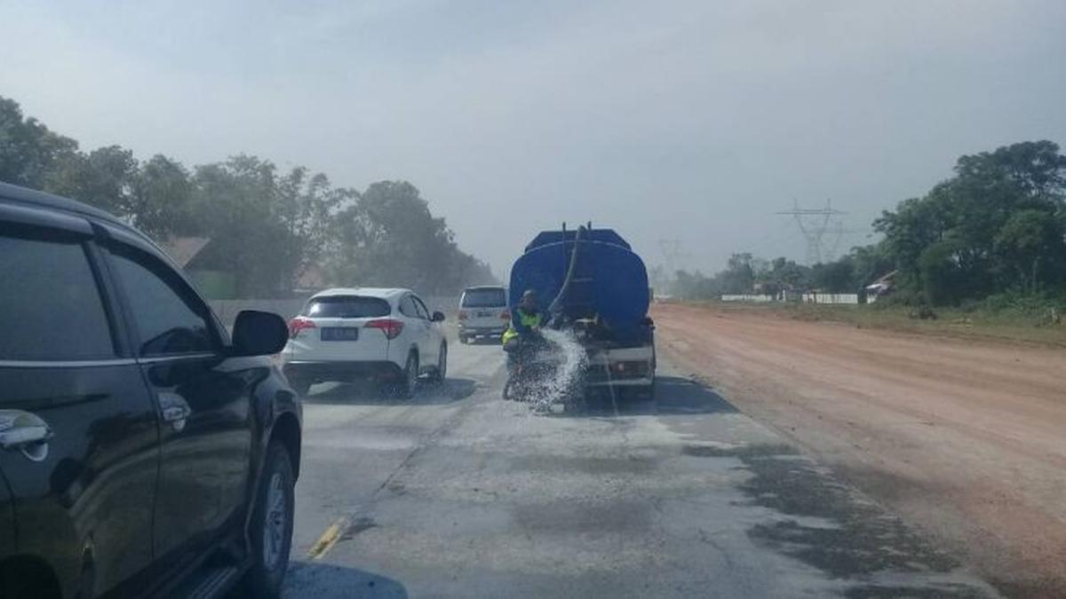 Hati-Hati Tol Fungsional, Kondisi Jalan Terkikis dan Berdebu - Otomotif ...