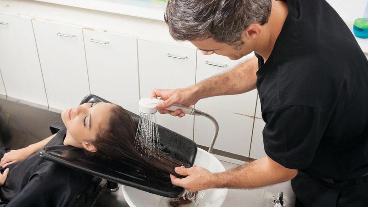 Suka Pergi ke Salon? Ini Etika dan Jumlah Ideal Beri Tip - Bisnis ...