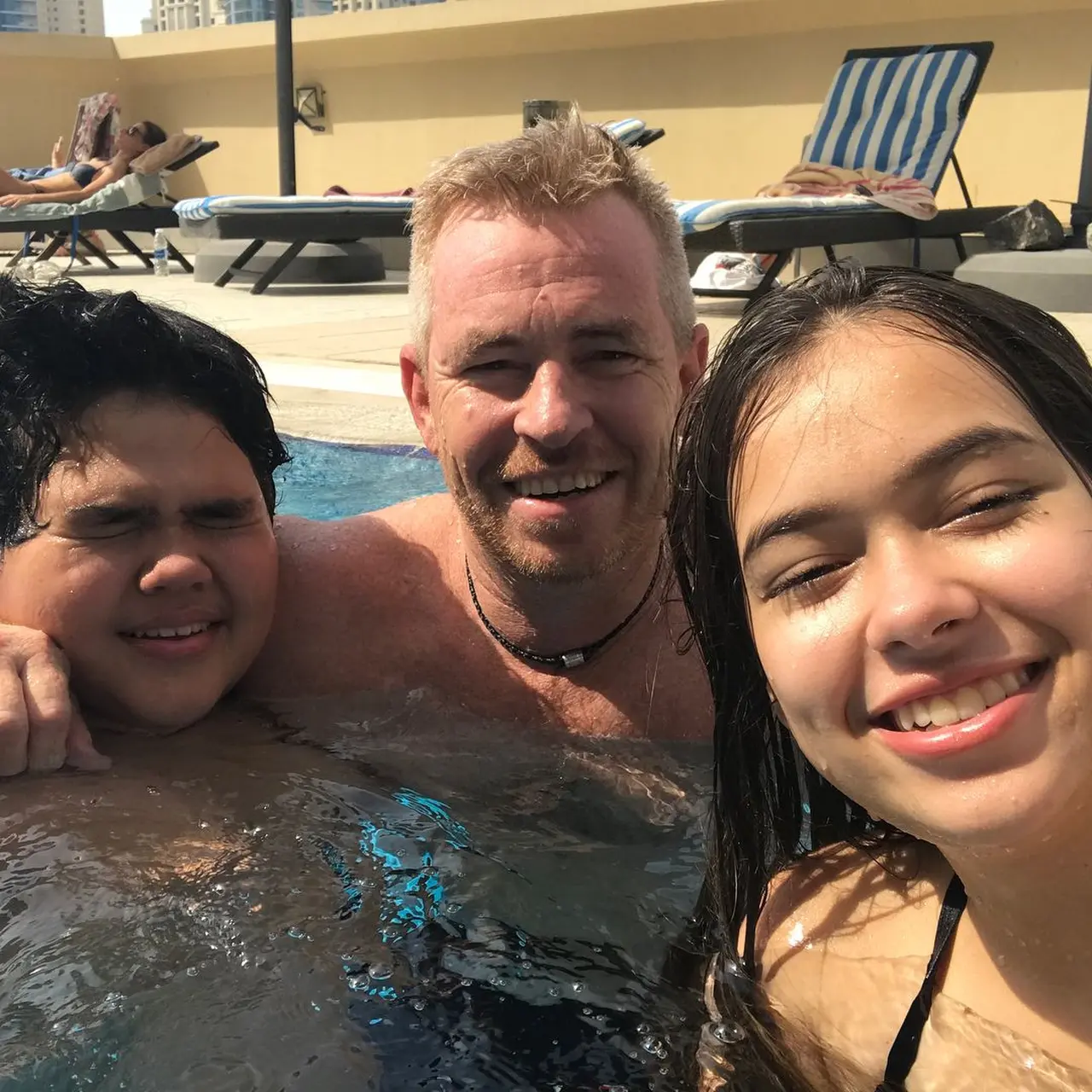 6 Potret Rebecca Klopper dan Ayahnya yang Berasal dari Australia ...