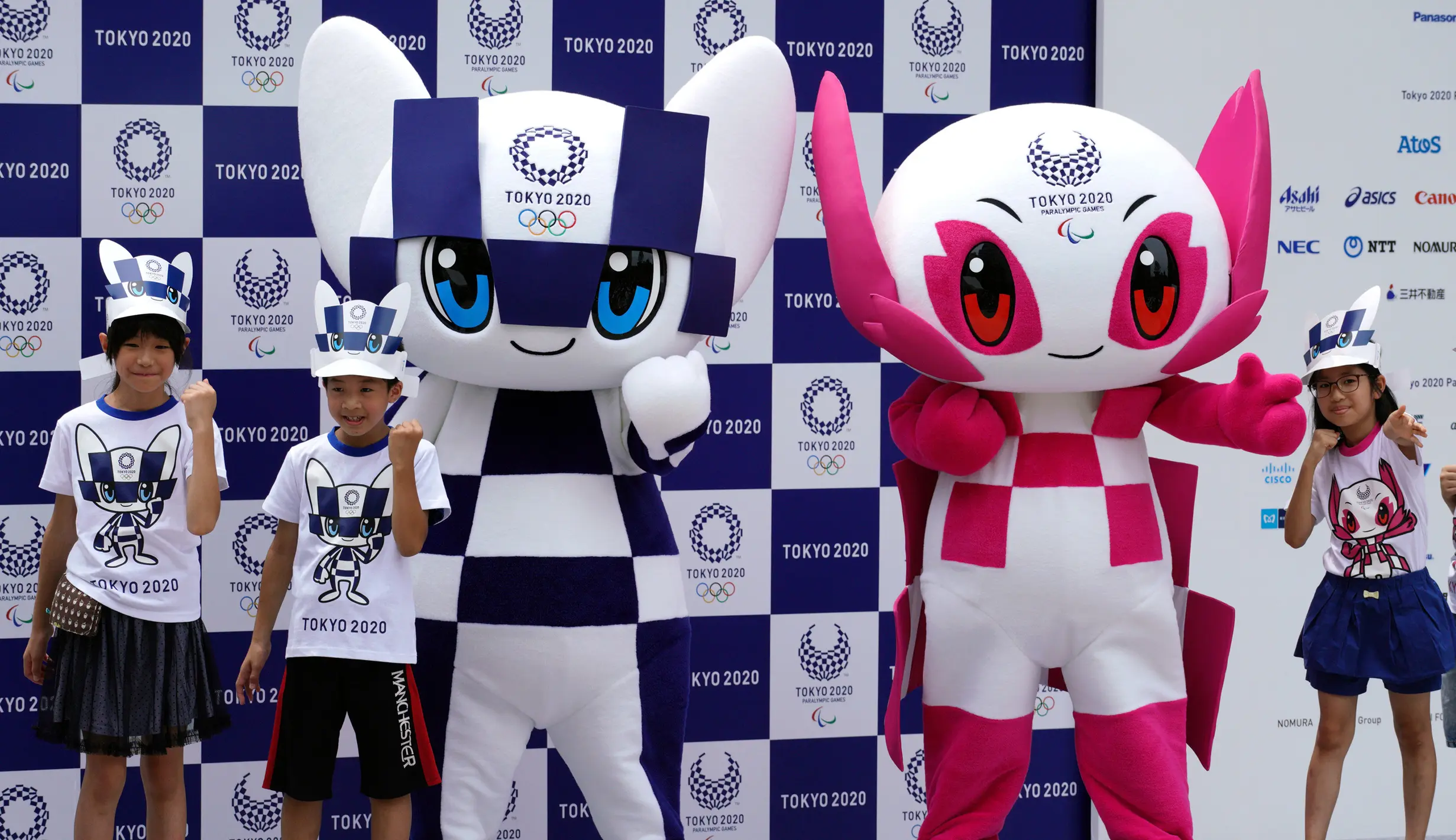 FOTO: Kenalkan Miraitowa dan Someity Maskot Olimpiade Tokyo 2020