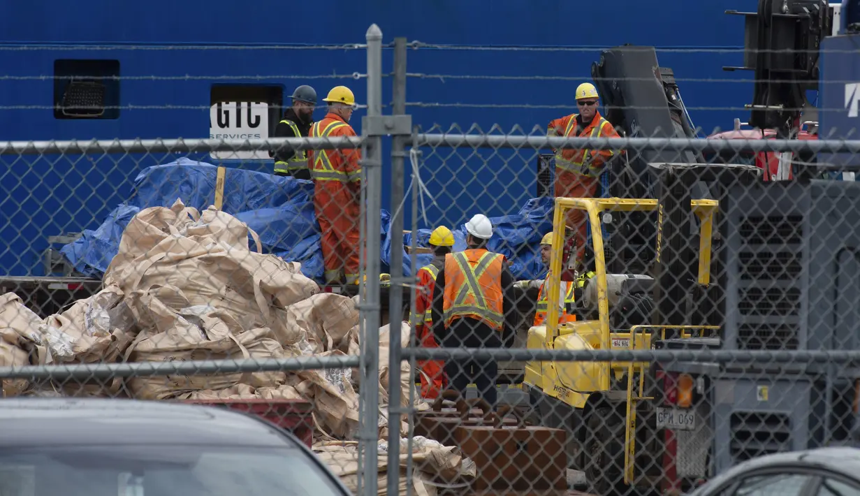Lihat Foto-Foto Puing Kapal Selam Wisata Titanic yang Ditemukan dari ...