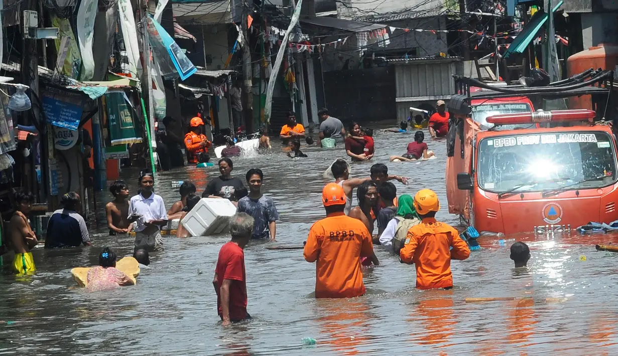 Banjir Rob Rendam Lima RT di Pesisir Jakarta Utara - Foto Liputan6.com