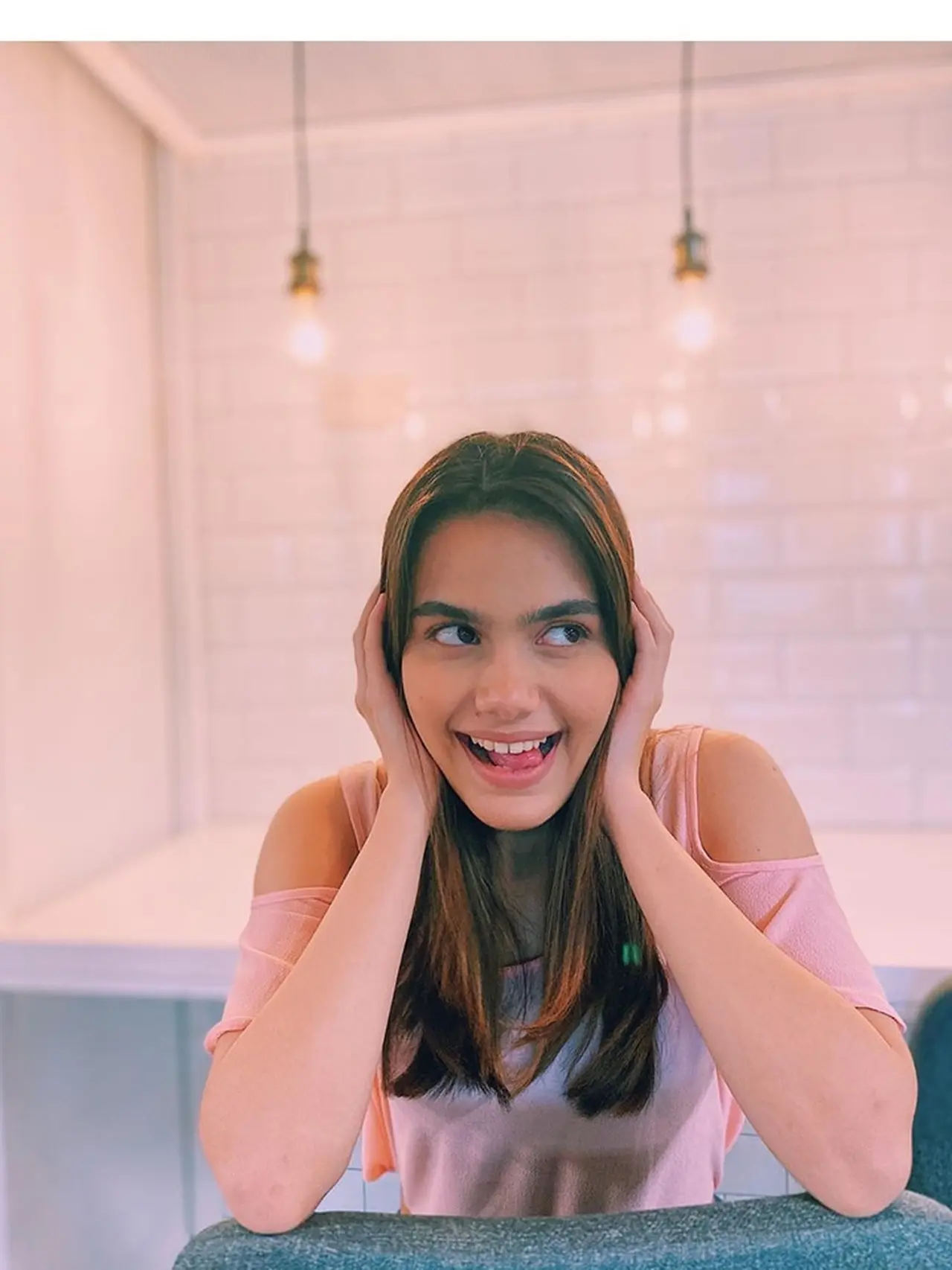 Akui Punya Pacar, Ini 6 Potret Terbaru Chantiq Schagerl Pemeran Delisa ...