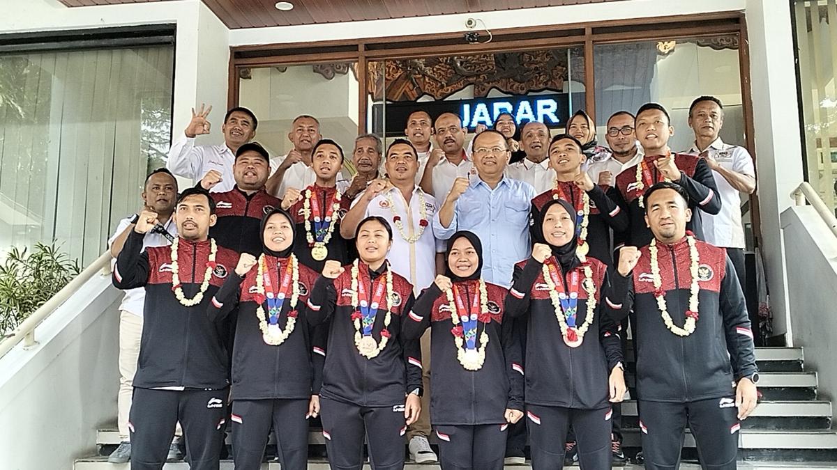 KONI Jabar Sambut Atlet Jawa Barat yang Bawa Tim Hoki Raih Medali di ...