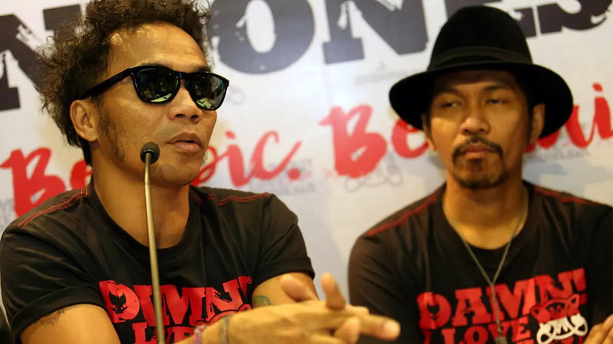 Slank Man Logo T Shirt Men 's T Shirts Distro Men' S T Shirts Brended
