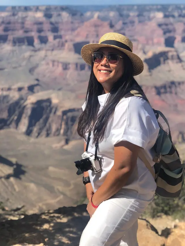 Pengalaman Pelukis Disabilitas Faisal Rusdi Jadi Model Video Klip Lagu ...