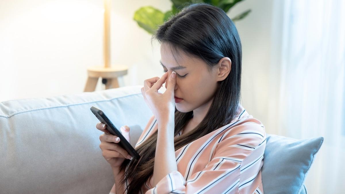 4 Tips Mengatasi Mata Lelah Akibat Penggunaan Gadget Terlalu Lama ...