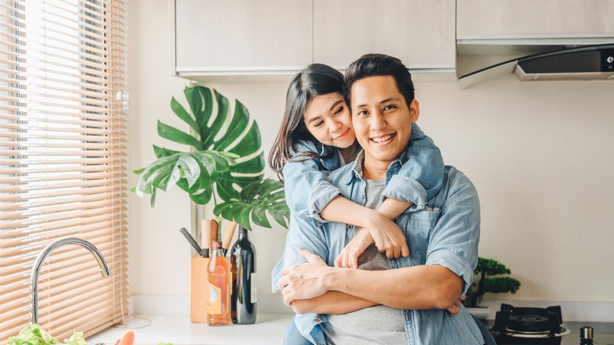 Mengenal 6 Ciri-ciri Pasangan yang Setia, Perhatikan Sikapnya! - Relationship Fimela.com