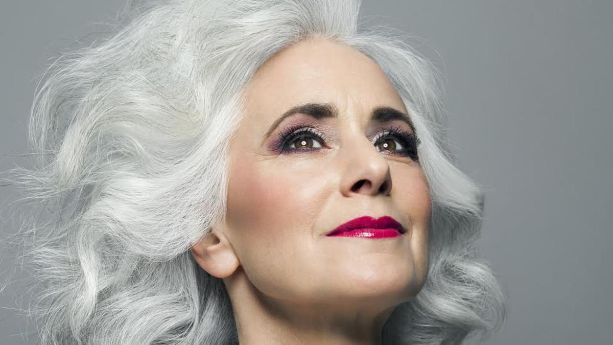 Tips Agar Rambut Putih Anda Tampak Menarik - Fashion & Beauty Liputan6.com