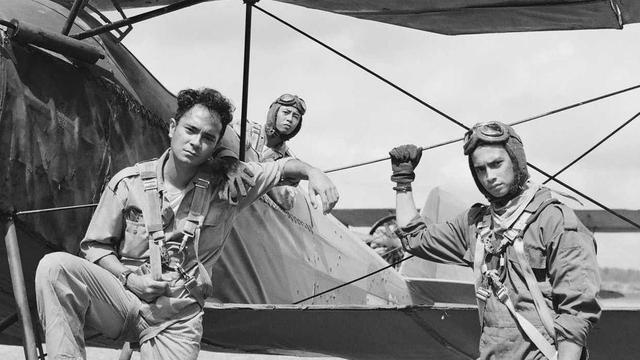 6 Potret Marthino Lio Jadi Pejuang dalam Film Kadet 1947 - Surabaya ...