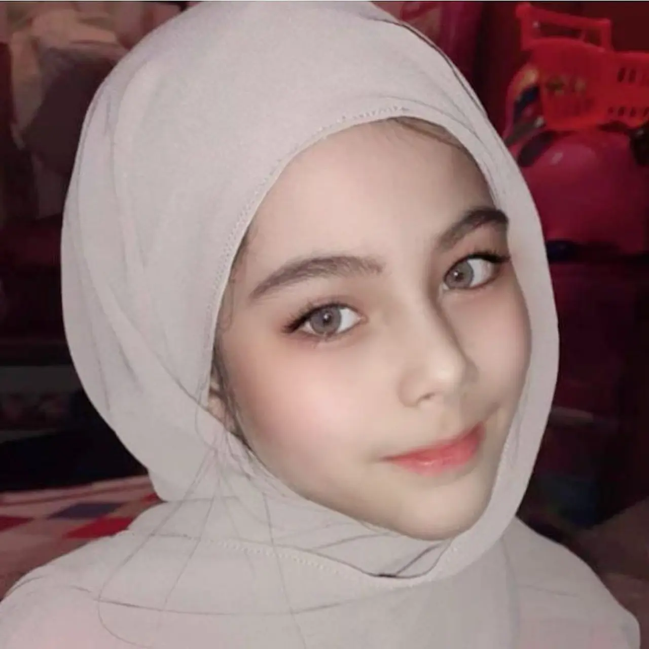 Potret Cantik Elif Kayla Peerk, Anak Siti KDI yang Cantik dengan Wajah ...