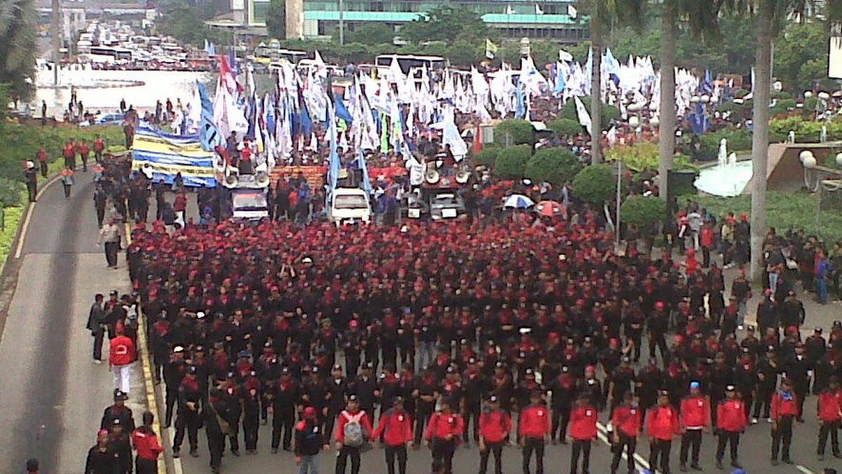 Demo buruh 1 Mei di Jakarta, hindari kawasan ini - Berita Otosia.com