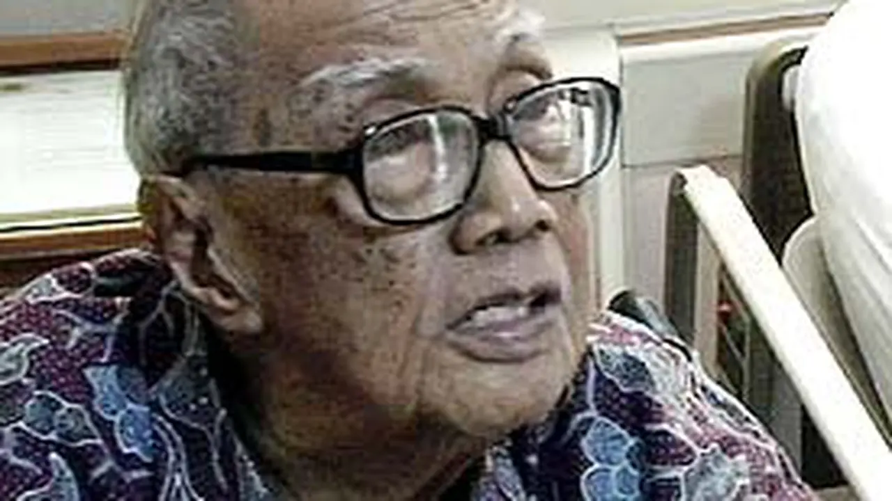 Sempat Dirawat di RSPAD, Roeslan Diizinkan Pulang - News Liputan6.com