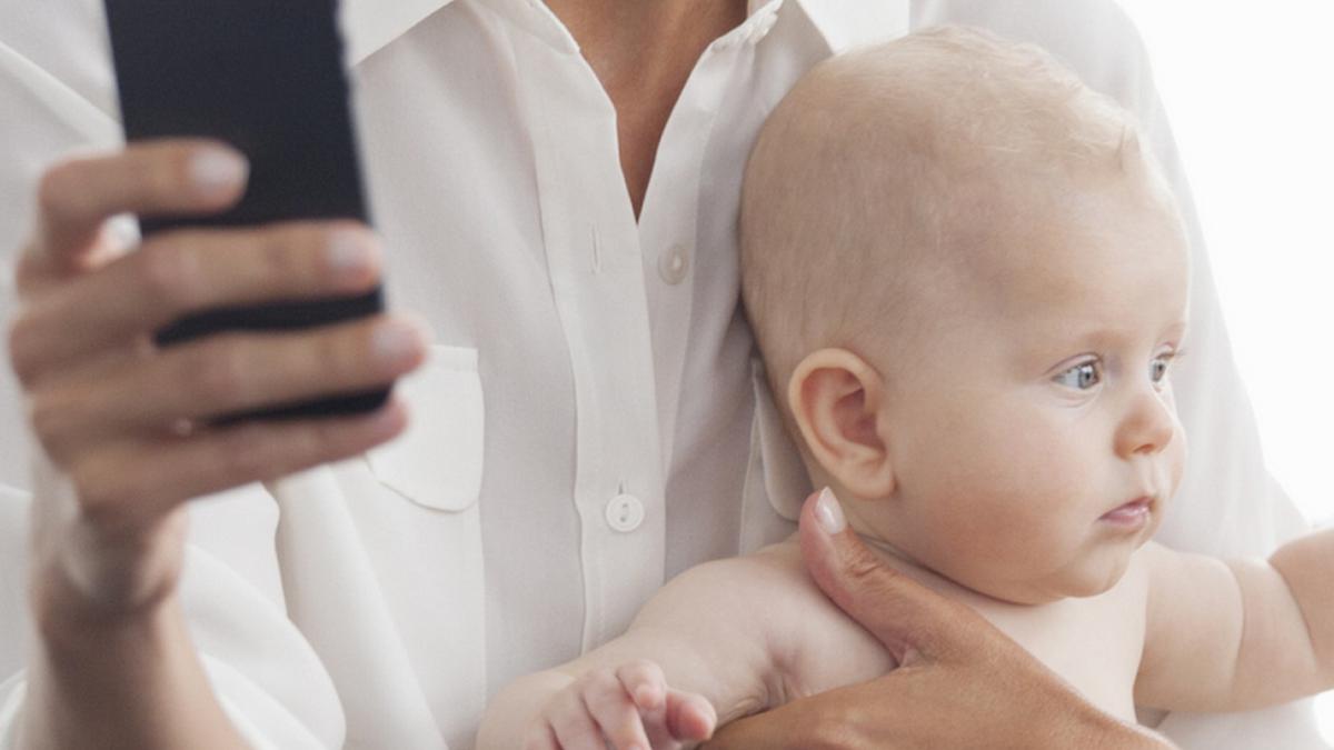Orangtua Unggah Foto Anak di Medsos Bisa Dipenjara? - Health Liputan6.com