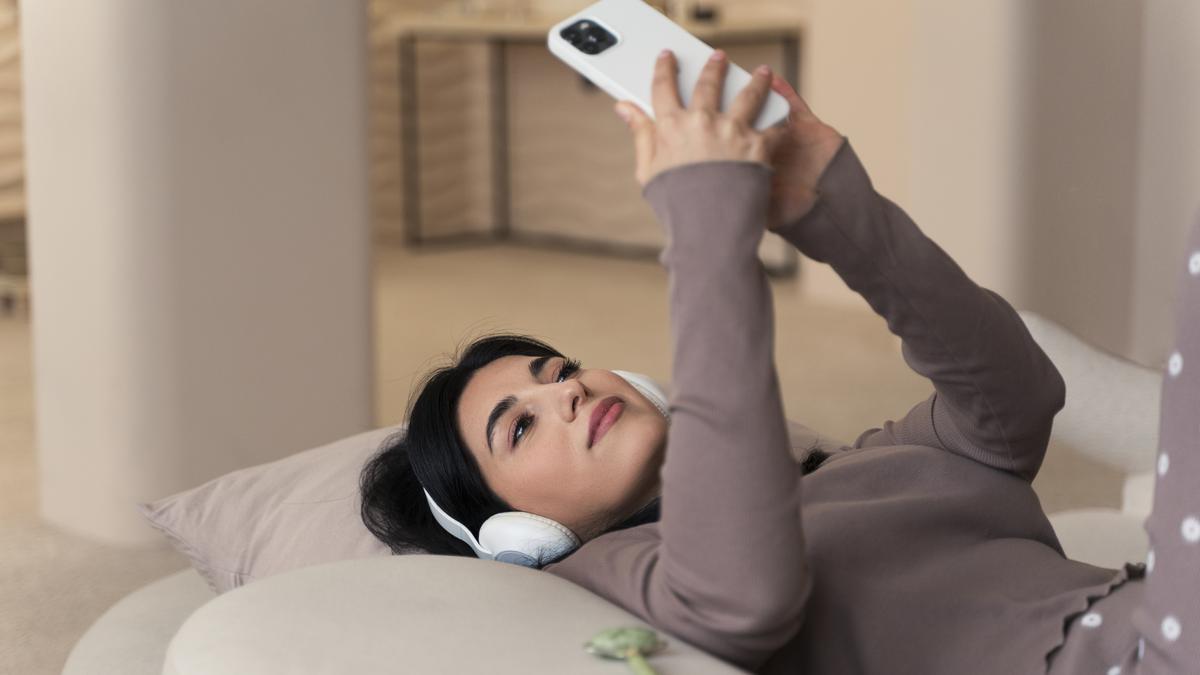 Tips Menjaga Hubungan LDR Tetap Harmonis dan Bahagia - Relationship Fimela.com