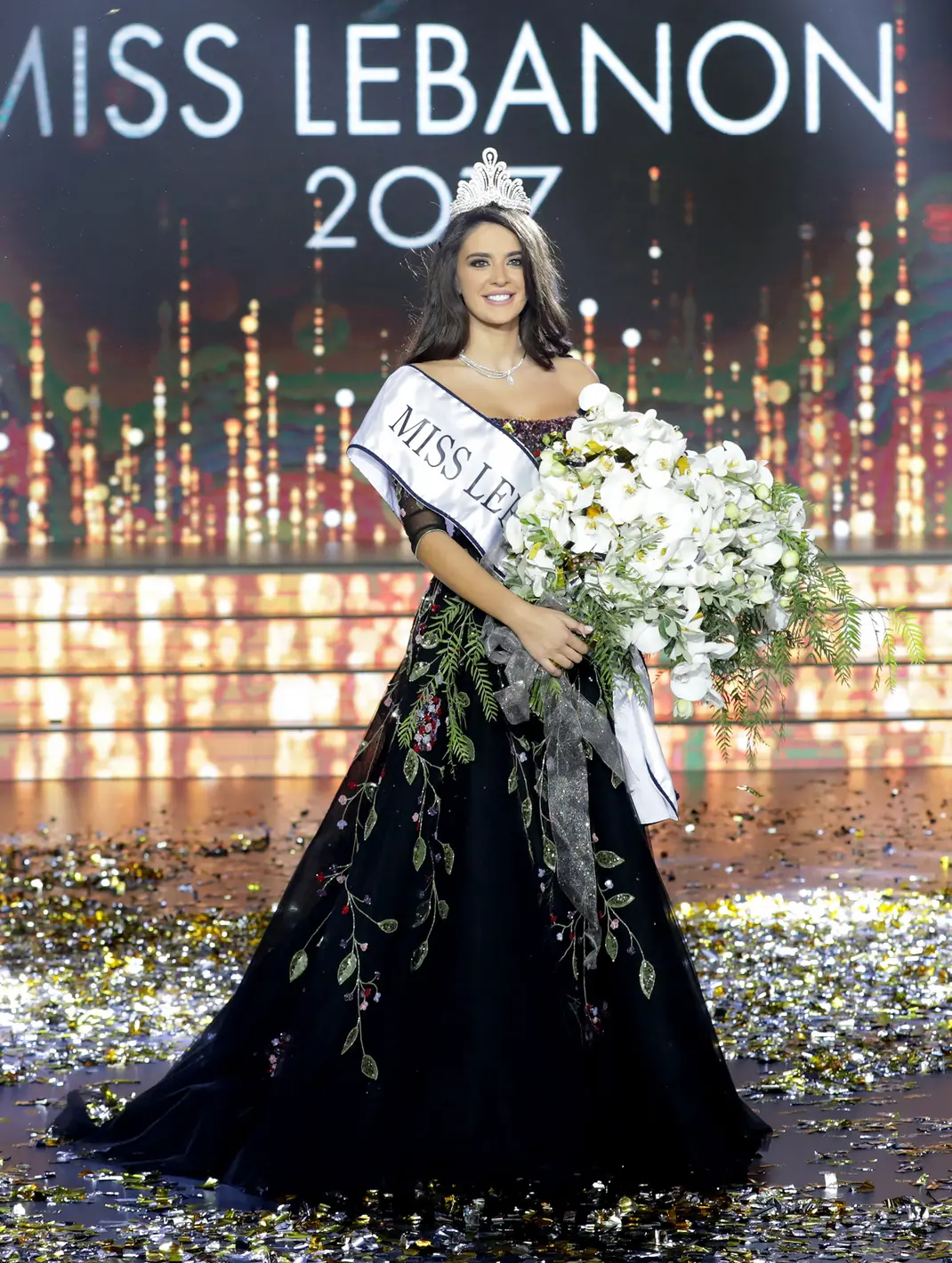 PHOTO: Gadis Cantik 22 Tahun Ini Rebut Mahkota Miss Lebanon 2017 - Foto ...