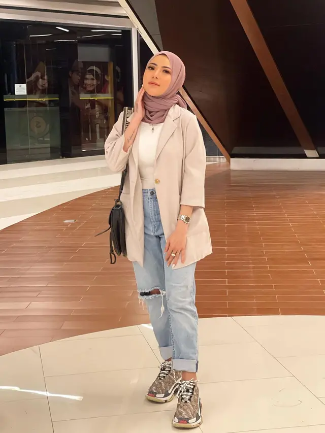 Potret Terbaru Ayu Aulia dalam Kondisi Sadar di Rumah Sakit - ShowBiz ...