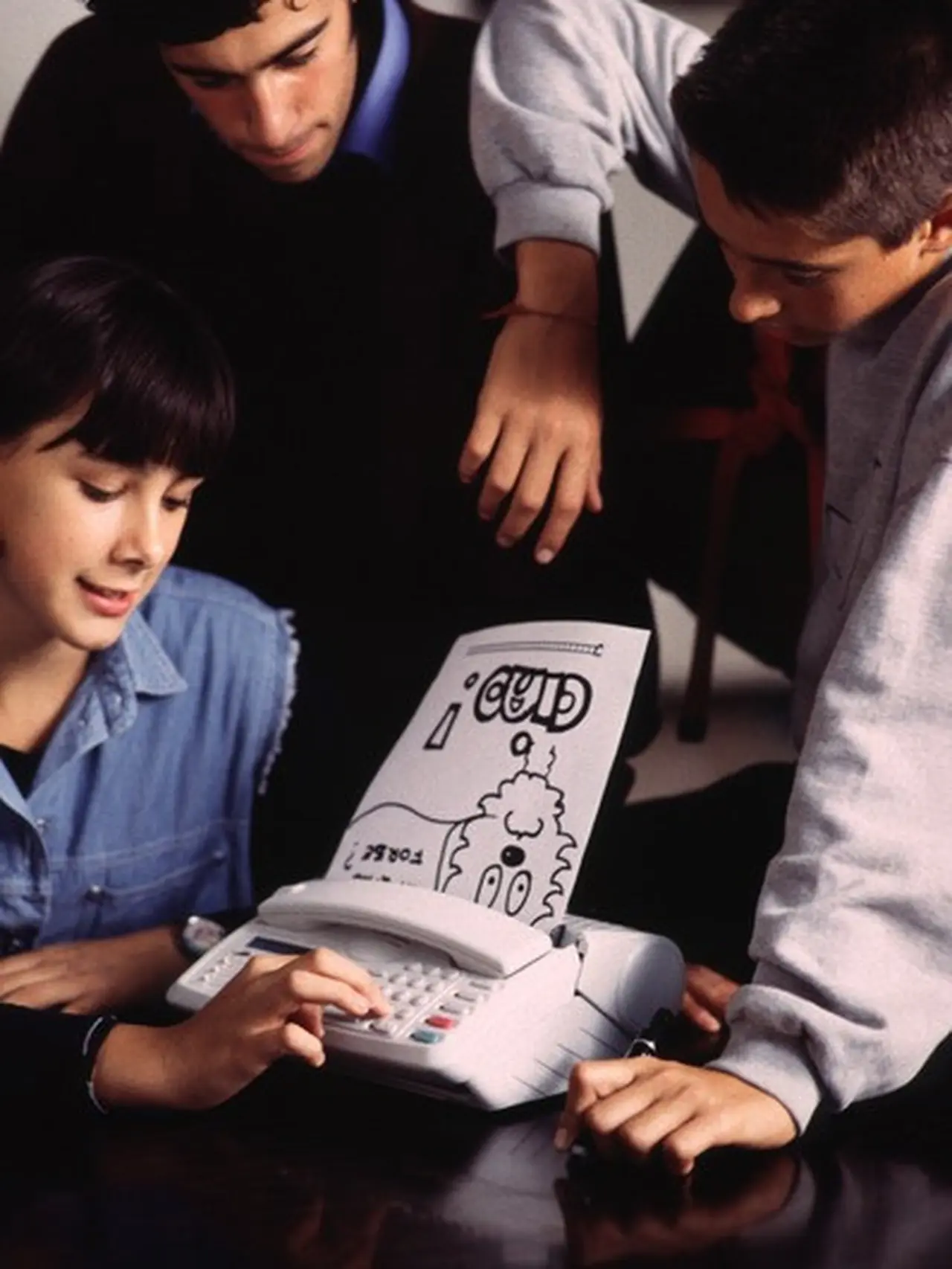 Faximile Adalah Alat Pengirim Dokumen Cetak Secara Langsung, Begini ...