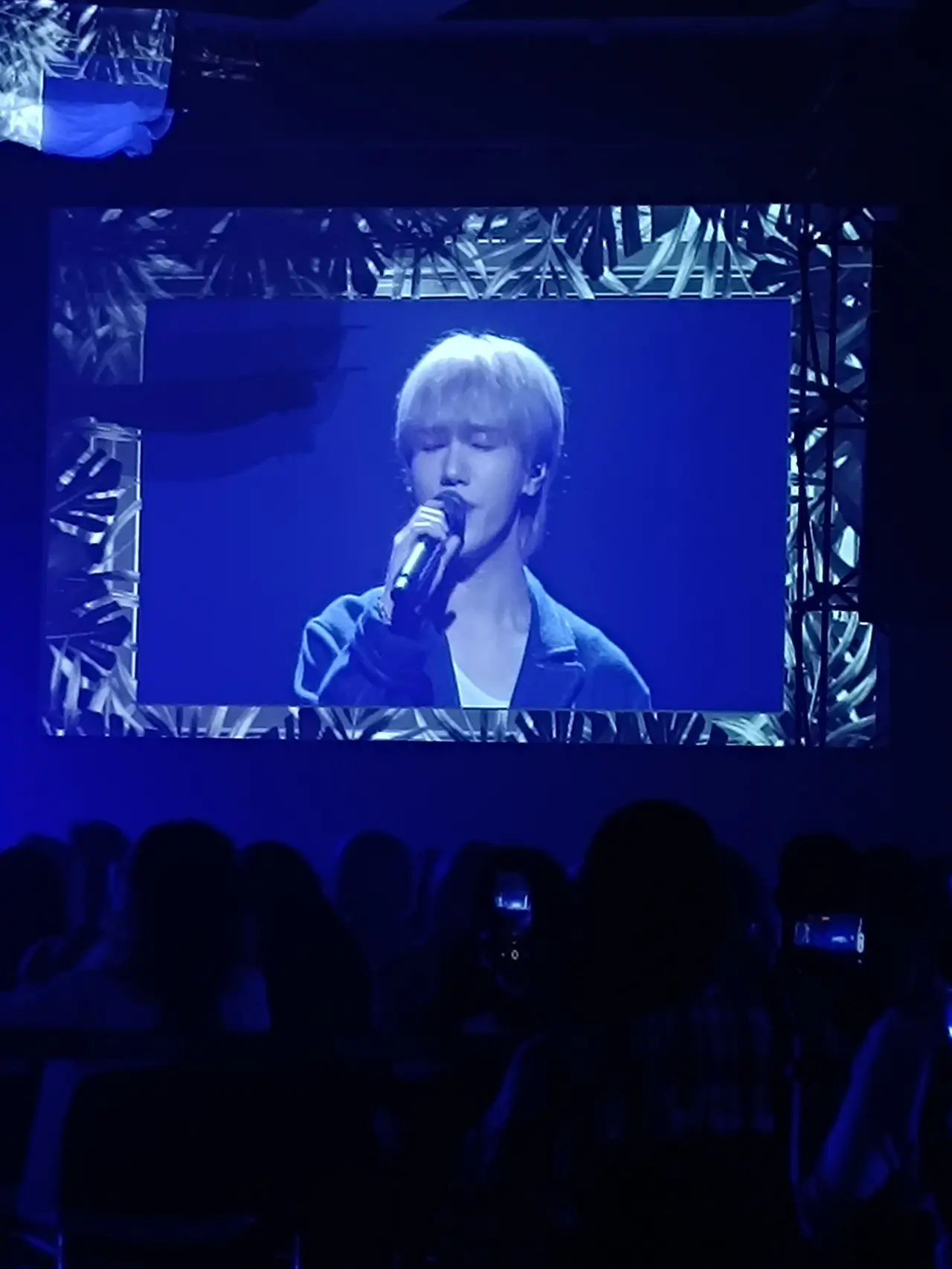 Yesung Super Junior Sukses Gelar Solo Concert di Jakarta, Bawa ELF ...